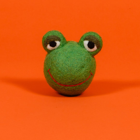 FELTED WOOL FROG FACE BALL