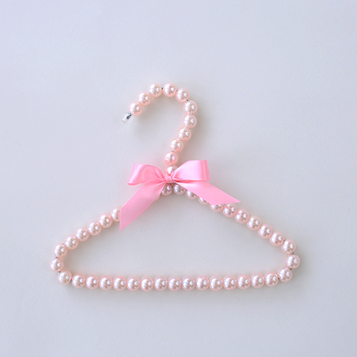Pearl Hanger: Pink