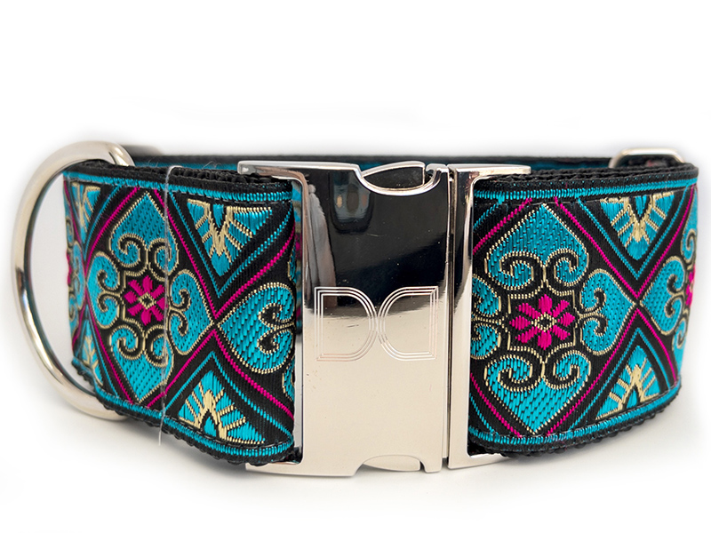 Emma Extra Wide Dog Collar & Sky Blue Velvet Leashes
