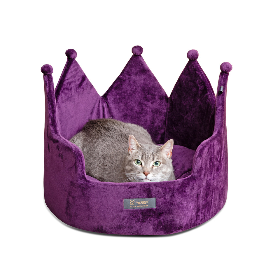PRIVE CROWN BED MICRO PLUSH PURPLE LARGE 18 In PRIVE CROWN BED MICRO PLUSH PURPLE LARGE 18 In